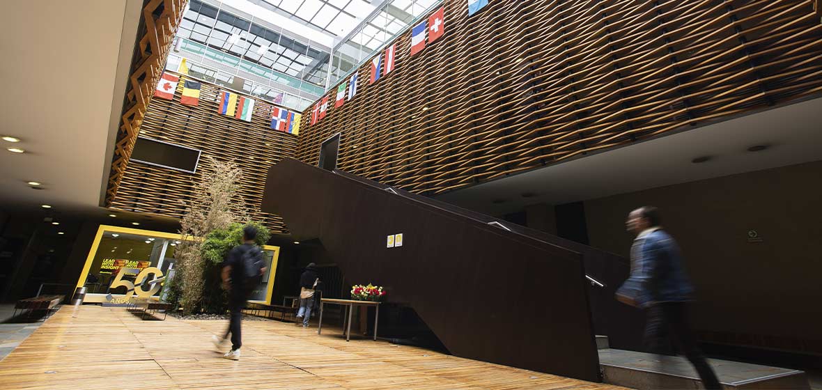 Uniandes entre lideres en executive education Financial times | Uniandes